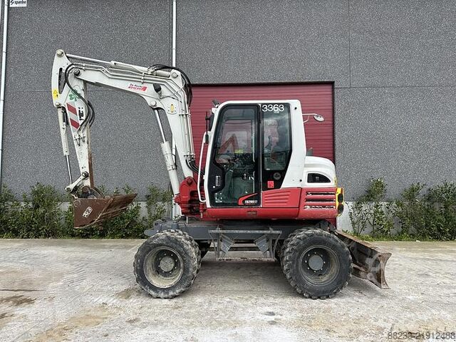 Bager točkova
Takeuchi TB295W