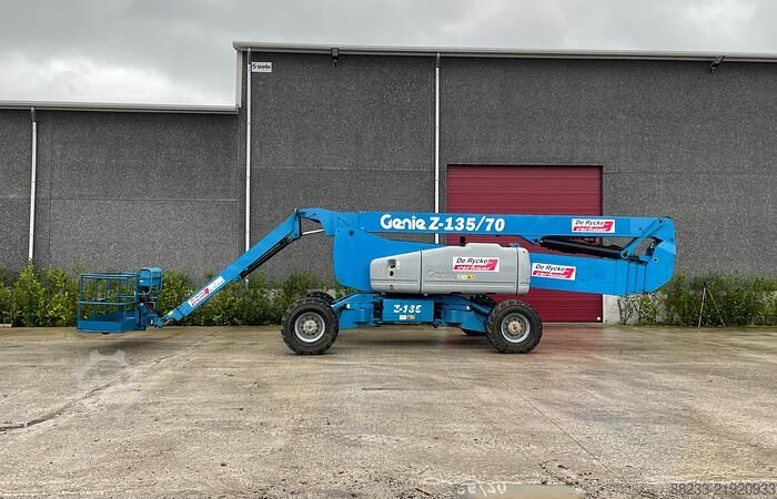 Artikulisan bum lift
Genie Z135-70