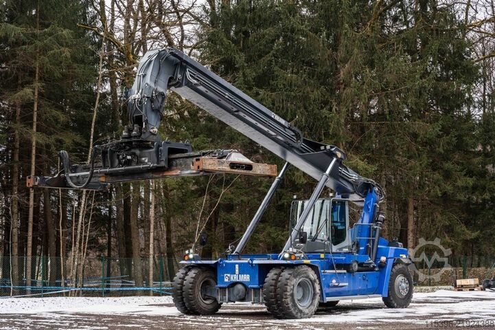 Prazan doseg kontejnera
Kalmar DRG120-54S6