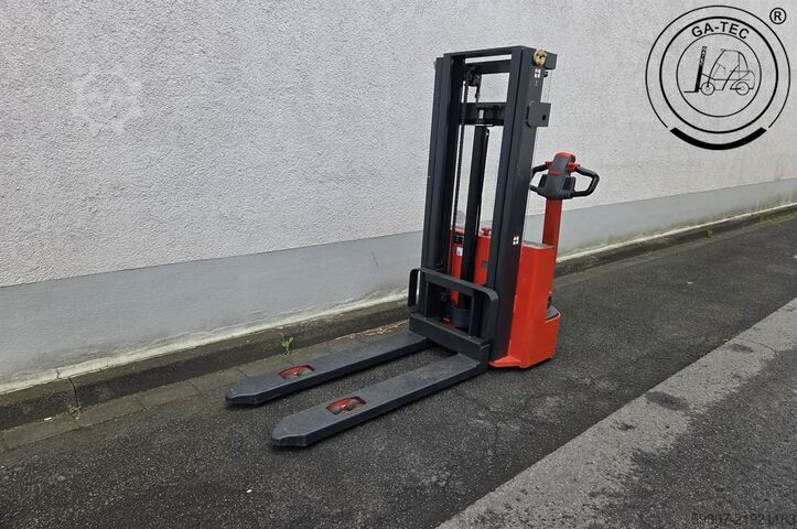 Ručni viljuškar
Linde ML 10