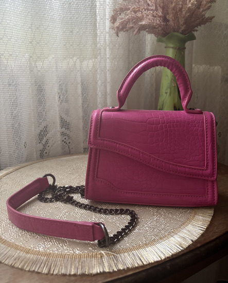 Zara mini torba NOVO