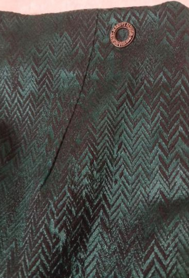 Nove Ps pantalone