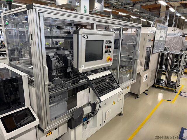 Postavljač igala
TE Connectivity Insertion Machine P 300