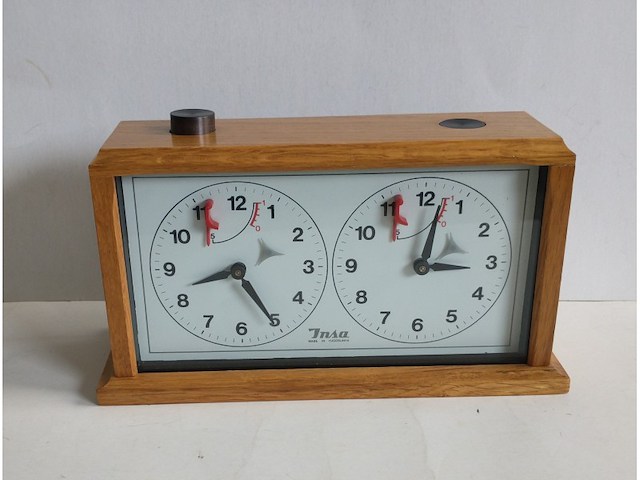 šah sat INSA Made in Yugoslavia - OPIS