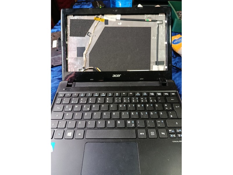 31. Acer TravelMate B TMB113-E-987