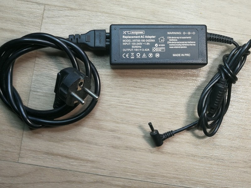 Adapter XRT65-190-3420NA 19V --- 3,42A 65W