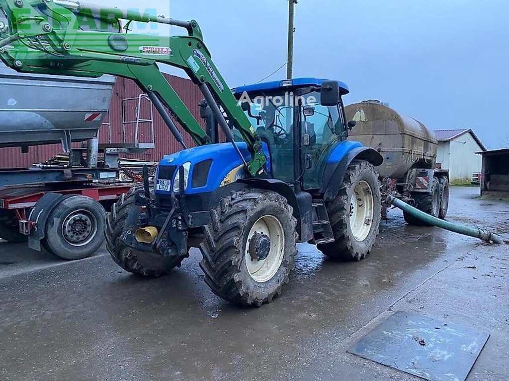 New Holland ts125 traktor točkaš