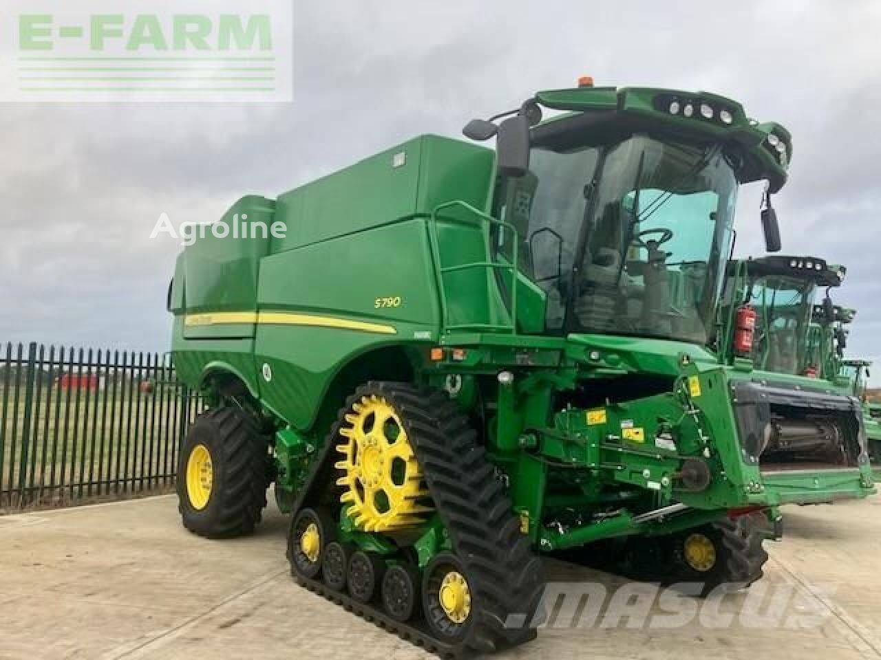 John Deere s790 kombajn za žito