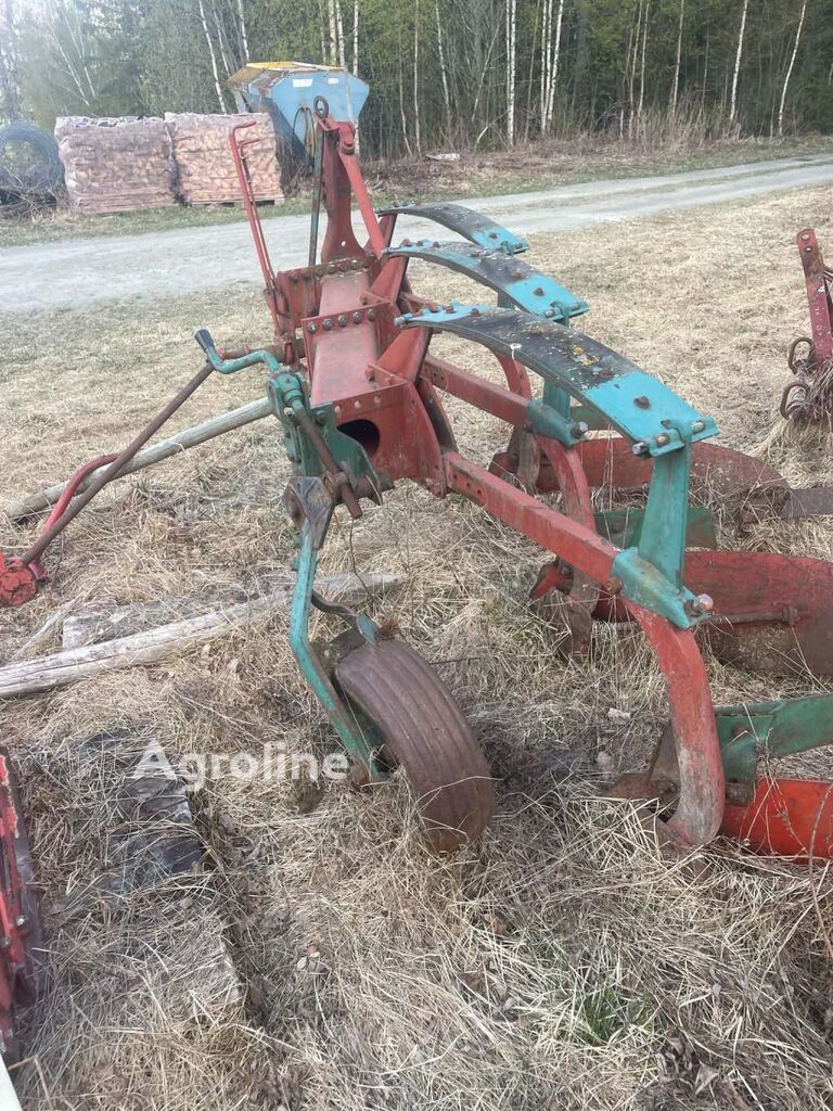 Prodaje se Kverneland Steinomat teigplog reverzibilni plug na aukciji