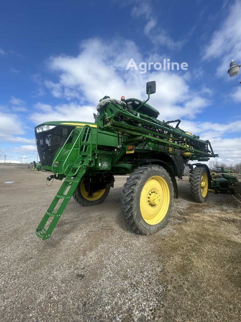 John Deere R4038 samohodna prskalica