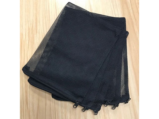 Mrežica za filter medije 10 cm x 15 cm - crna