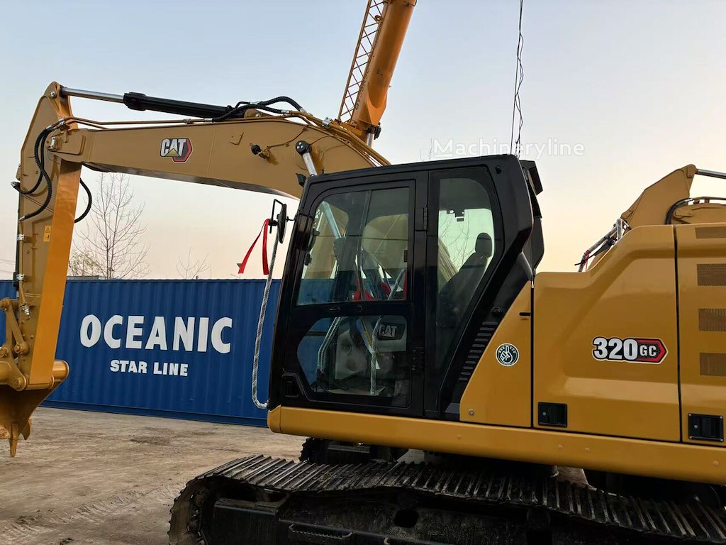 Caterpillar 320GC bager guseničar