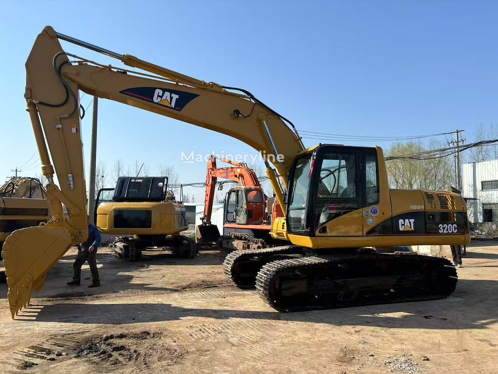 Caterpillar 320C bager guseničar