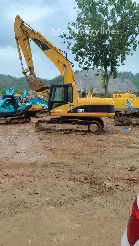 Caterpillar 320C bager guseničar