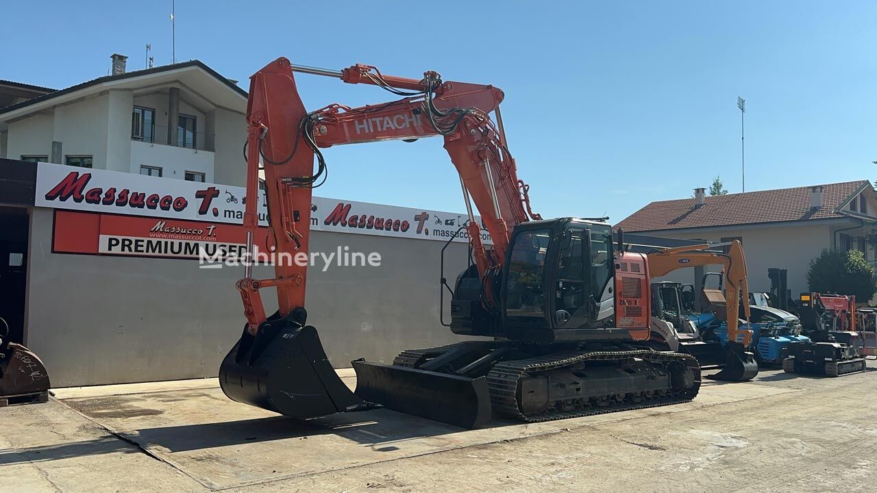 Hitachi ZX225USLC-6 bager guseničar