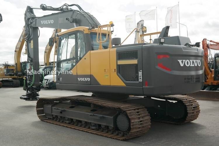 Volvo EC 220 E *Uthyres* bager guseničar
