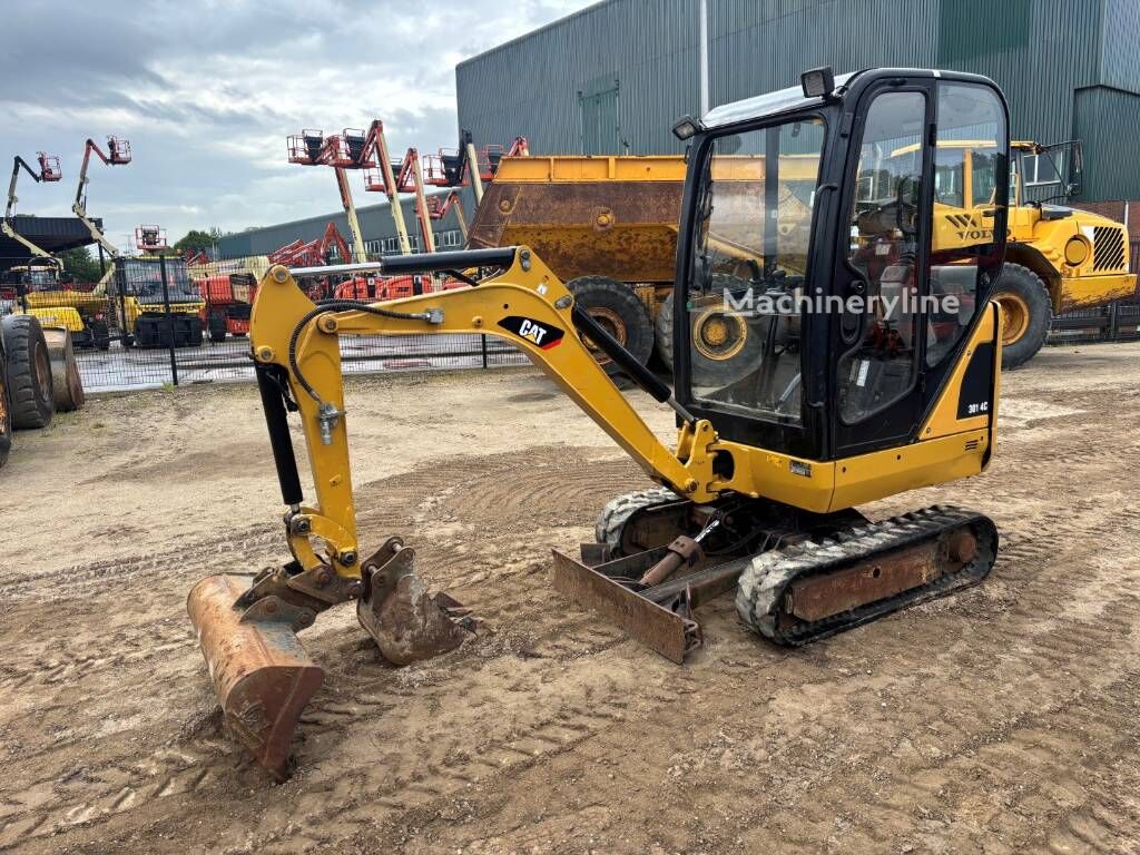 Caterpillar 301.4 C mini bager