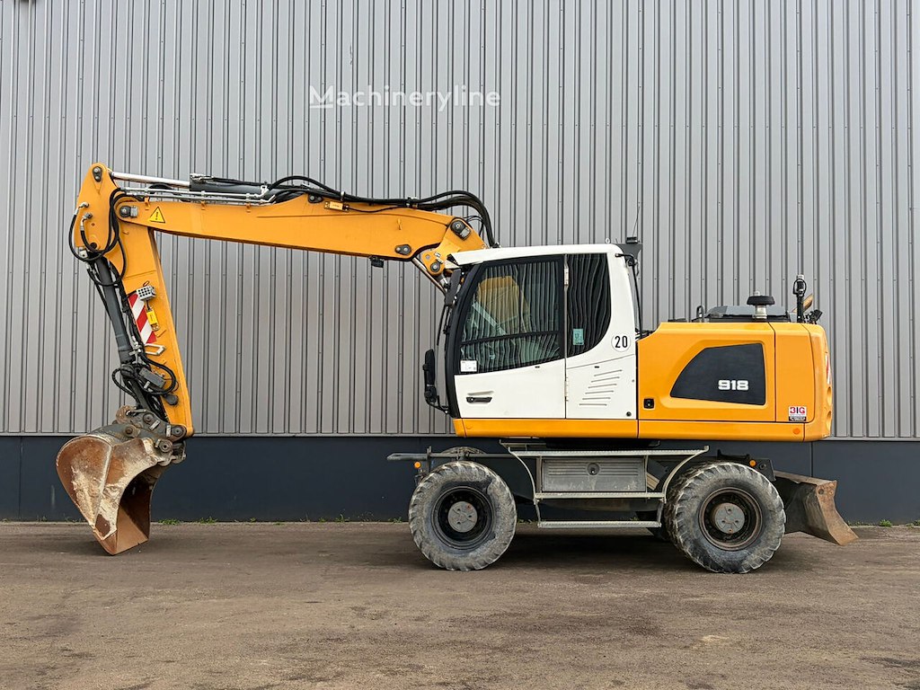Liebherr A918 bager točkaš