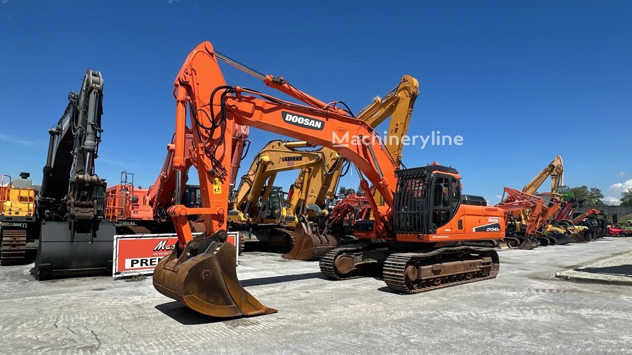 Doosan DX340LC bager guseničar