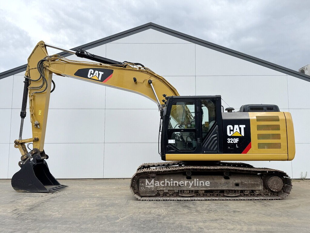 Caterpillar 320FL bager guseničar