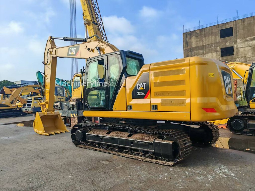 Caterpillar 320GC bager guseničar
