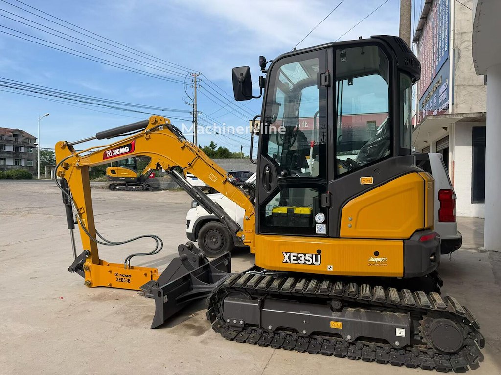 Novi XCMG XE35U mini bager