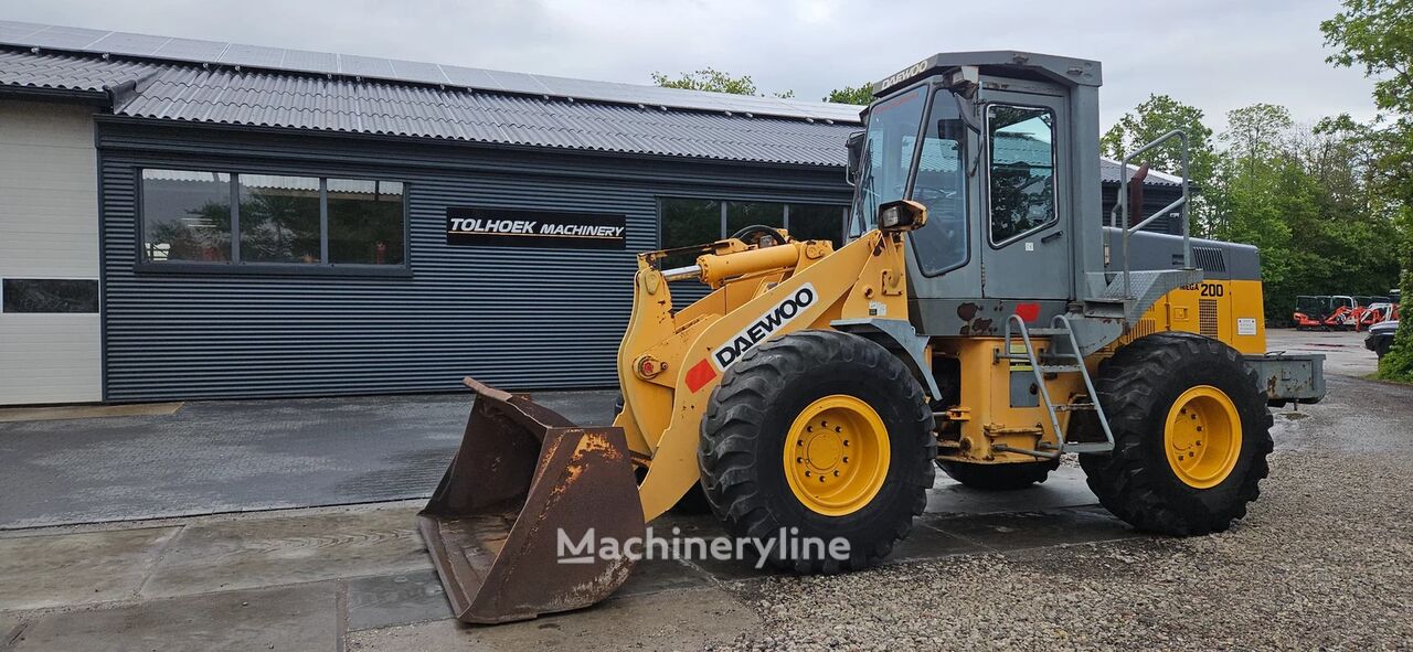 Doosan Daewoo-Doosan MEGA 200 prednji utovarivač