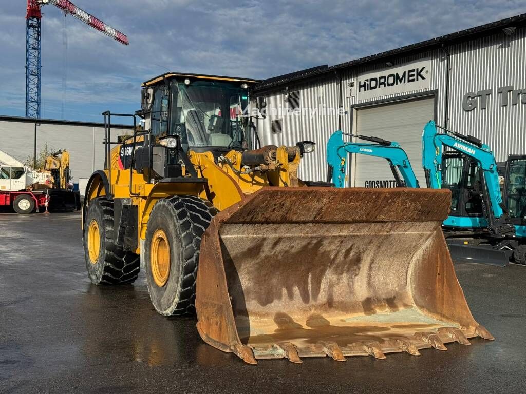 Caterpillar 966M prednji utovarivač