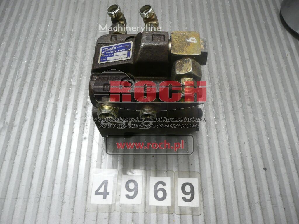 Danfoss OSP C 200 LS 150-1195 + OLS A40 152B0002 gerotorski hidraulični motor za bagera