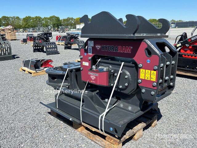 Prodaje se Hydraram HC-720PD vibro ploču za bager na aukciji