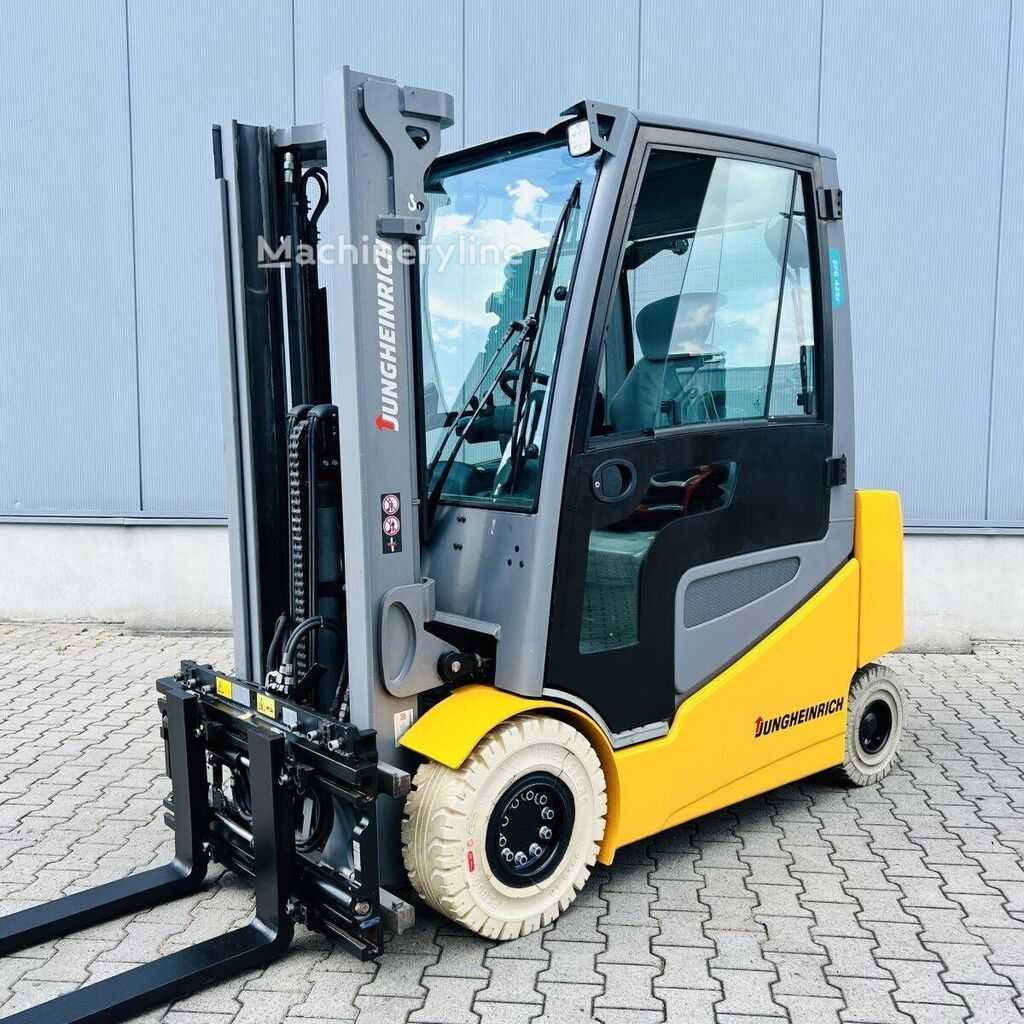 Jungheinrich EFG425s električni viljuškar