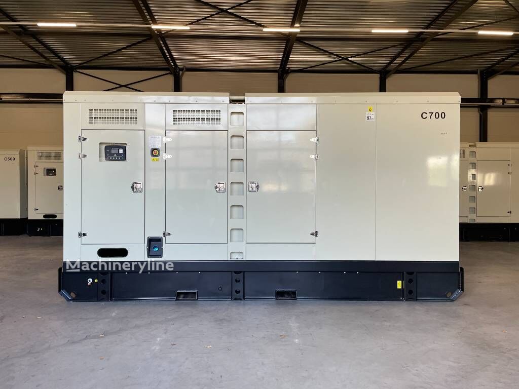Novi Cummins KTAA19-G6A - 700 kVA Generator - DPX-19848 diesel generator