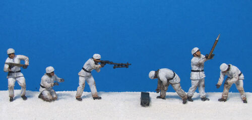 Germania-Figuren 35-WW2-0080 German Paratroopers In Russia 1943 – Marder II