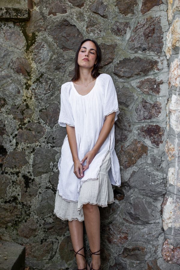 Višnja Midi In White