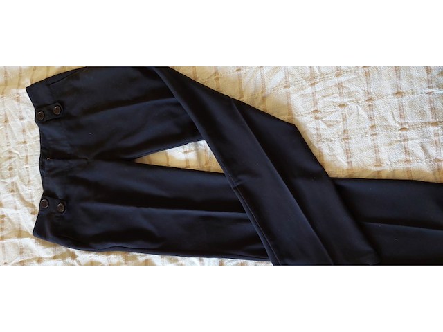 Crne pantalone ženske 42