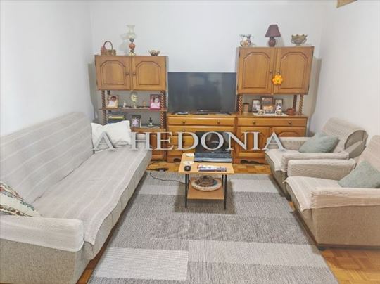 Zemun, Bačka, jednoiposoban, adaptiran