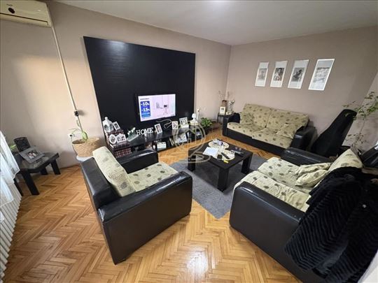 Na prodaju 3.5 stan na Trošarini