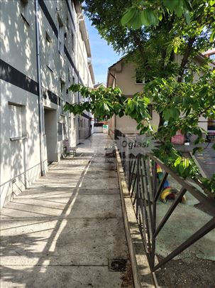 Prodaja stana Mirijevo, trosoban, kod crkve