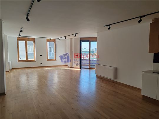 Hram, lux novogradnja, 139m2,4.0,2 garaže,prestiž!