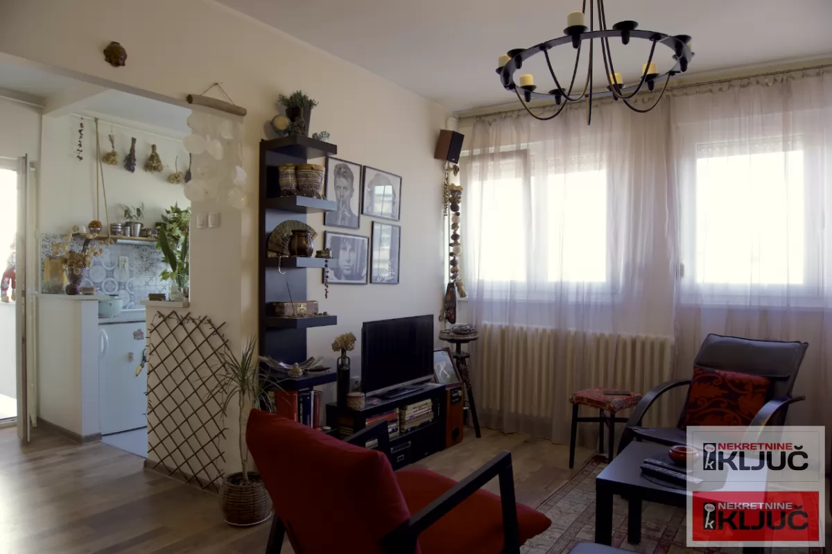 BULEVAR, 55m2, Dvosoban, Renoviran