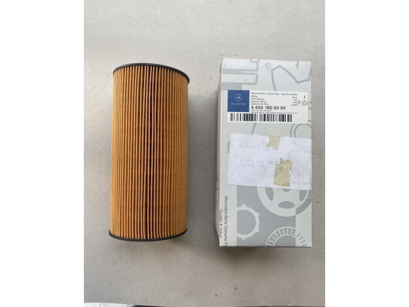 Mercedes - Filter ulja original - novo -