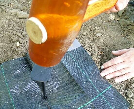 KLIN ZA AGROTEKSTIL 18CM 1000/1