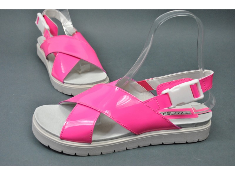 NOVE ANTONELLA ROSSI KOZNE SANDALE-br.36