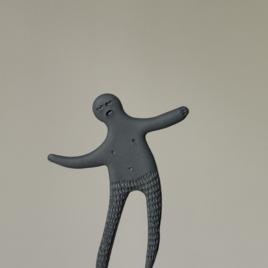 „Singing shadow“ broš