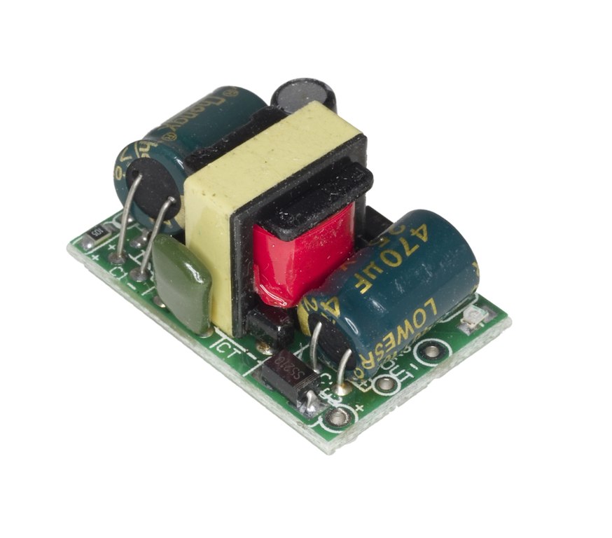 AC-DC konverter modul 220V na 12V 400mA Izolovano prekidačko napajanje