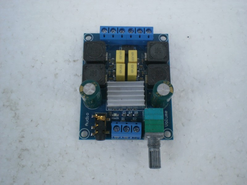 NOVO! Pojačalo modul 12-24V 100W 4-8 Ohm