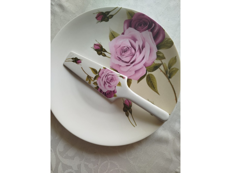 Pribor za serviranje torte ili kolača od porcelana Ruža