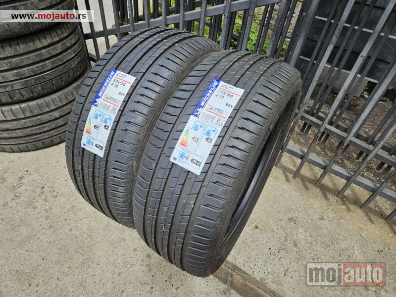 235-50-19 Michelin nove odlicne