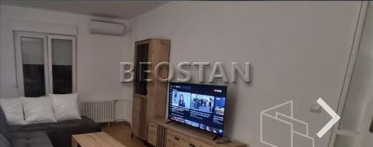 Novi Beograd - Blok 64 immo centar #67459
