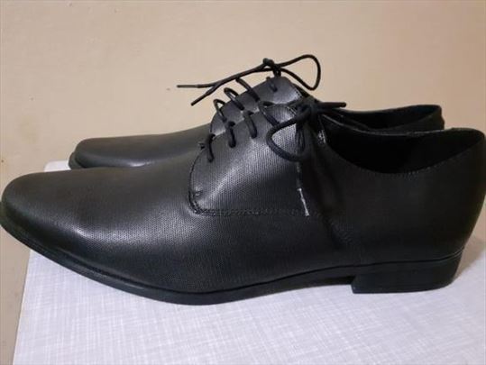 Nove kozne cipele Zara 45